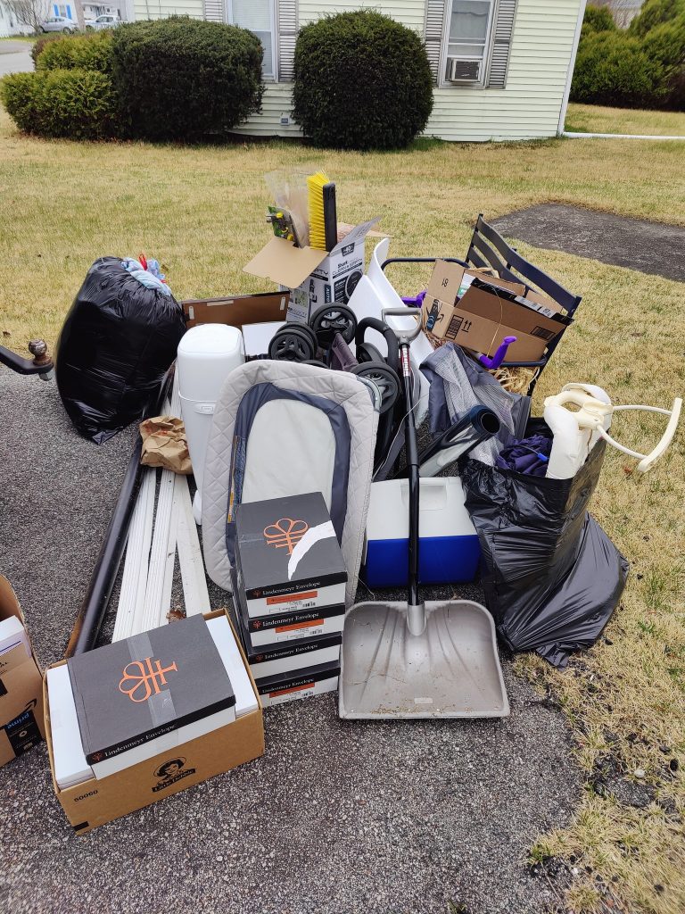 5 Signs It’s Time To Schedule A Junk Removal In Rhode Island